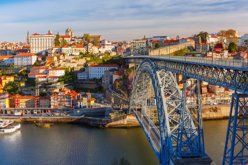 Reserve o seu aluguel de motos em Lisboa